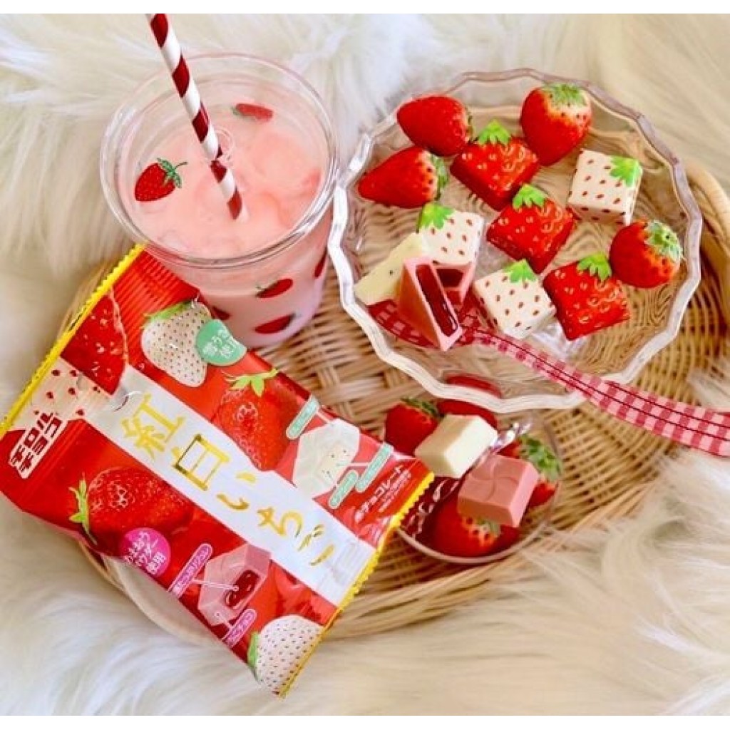 【日本代購】2包一組-Tirol Choco紅白草莓巧克力 - 日本藥妝、必買好物代標、代買-FunGoGo日本代購